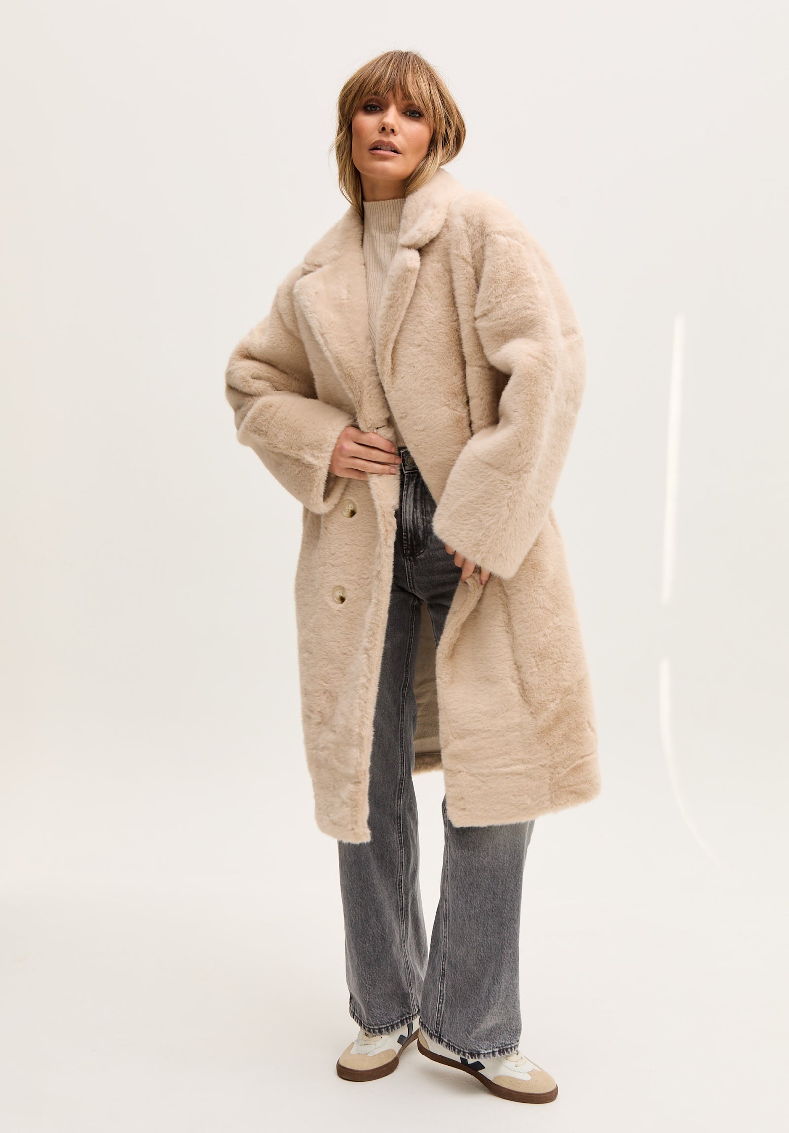 Emma Longline Faux Fur Coat In Cream – Lily and Lionel London Limited